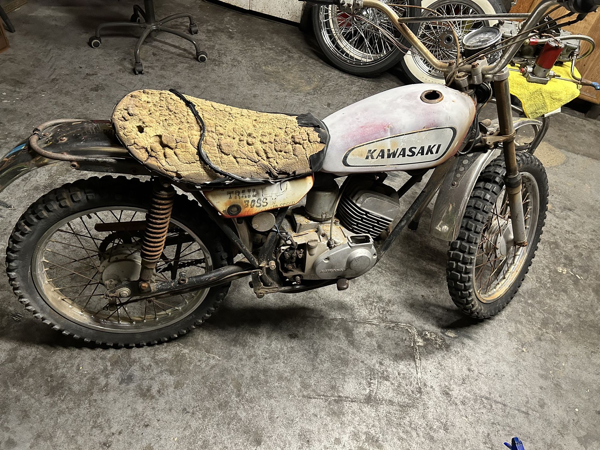 Kawasaki Dirt Bike Motorcycle 80cc for Sale in Cypress, CA - OfferUp