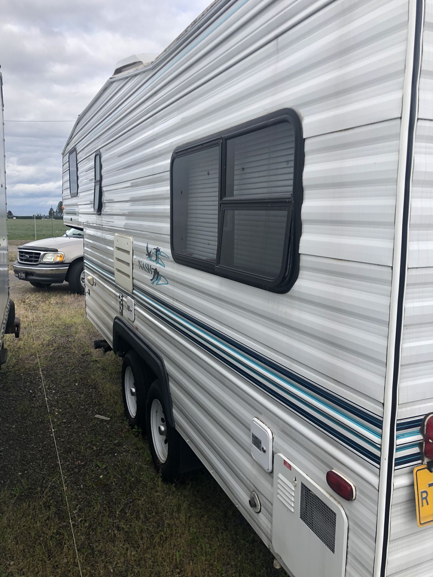 1998 Northwood Nash 21.5R - Fifth Wheel for Sale in Woodburn, OR - OfferUp