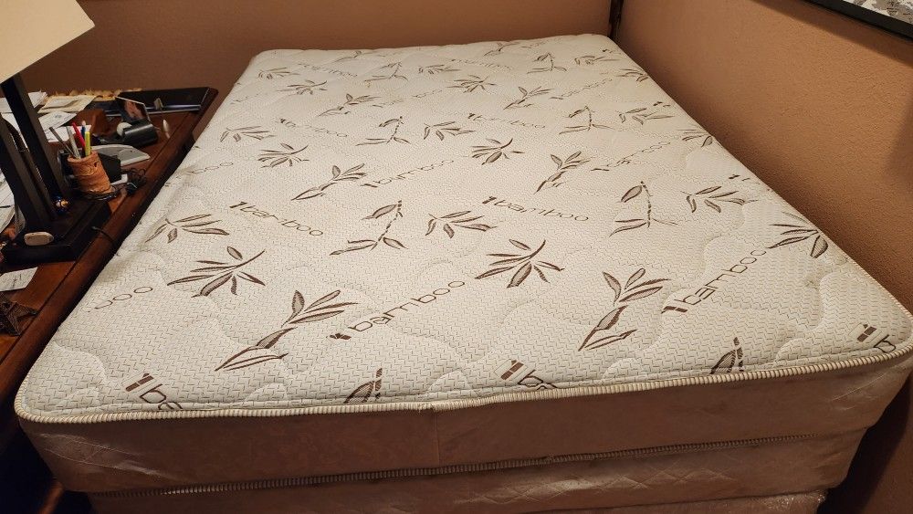 Only One Set Left. FREE. for Sale in San Diego, CA - OfferUp