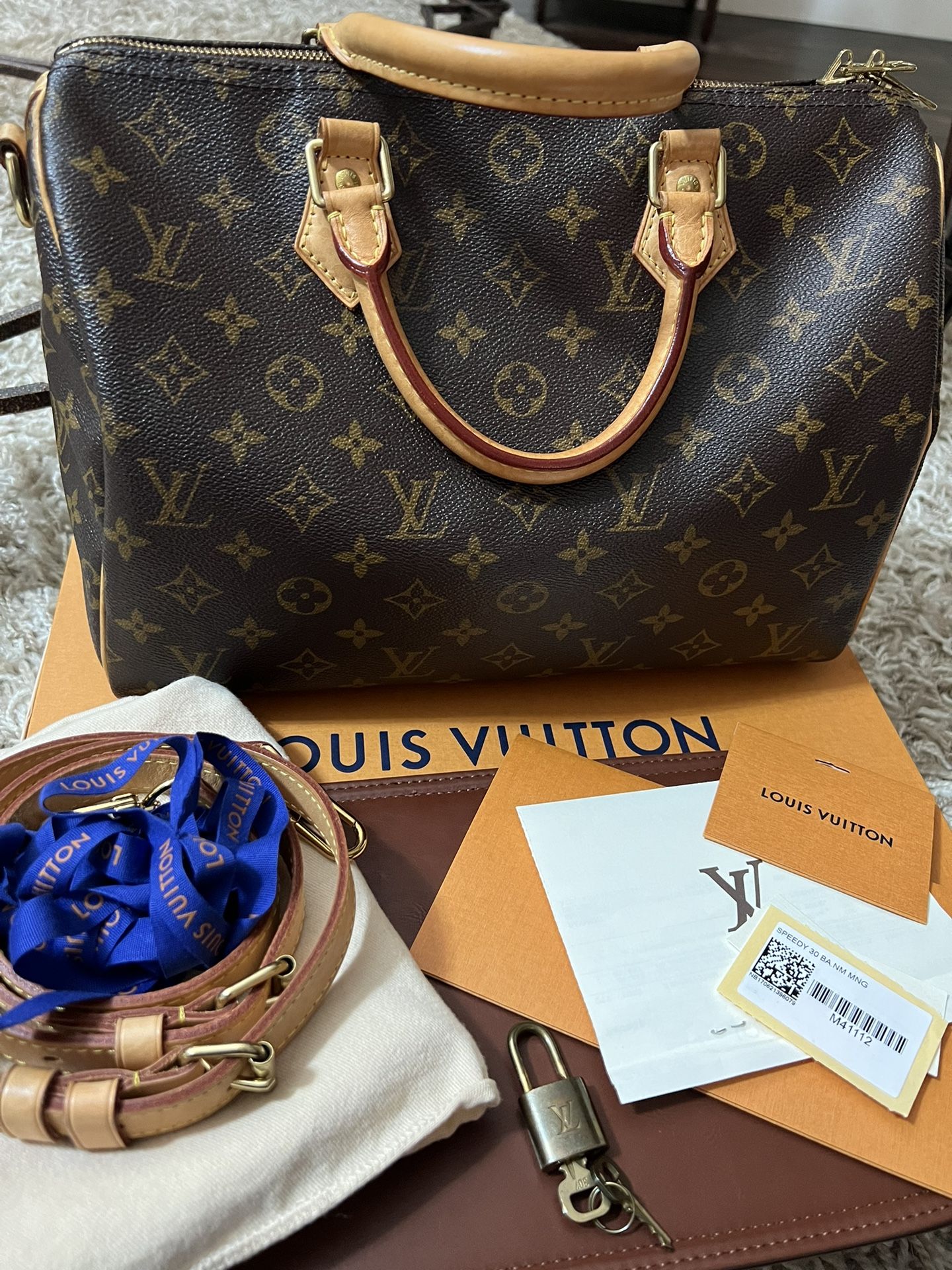 Louis Vuitton Speedy 30 Bandelier for Sale in Modesto, CA - OfferUp