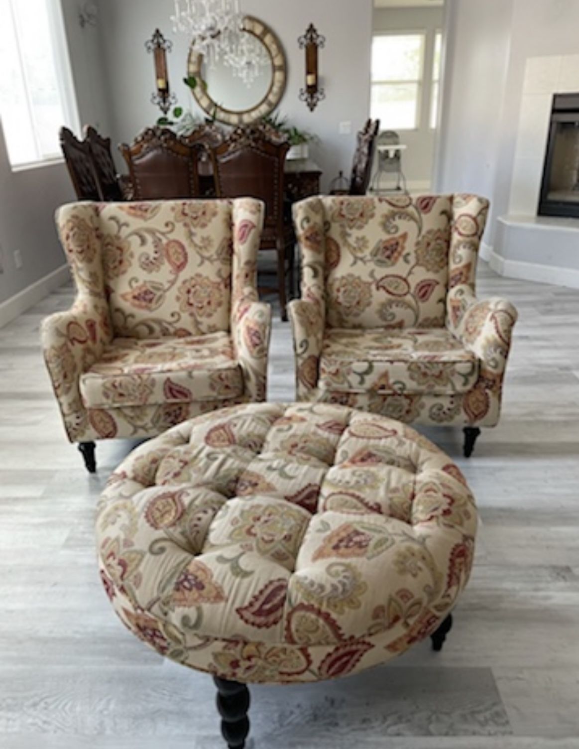 Pier 1 Matching (4) Accent Chairs And (1) Ottoman for Sale in Chandler ...