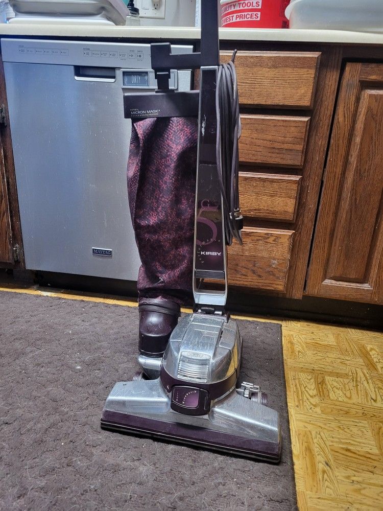Kirby G5 Performance Vacuum