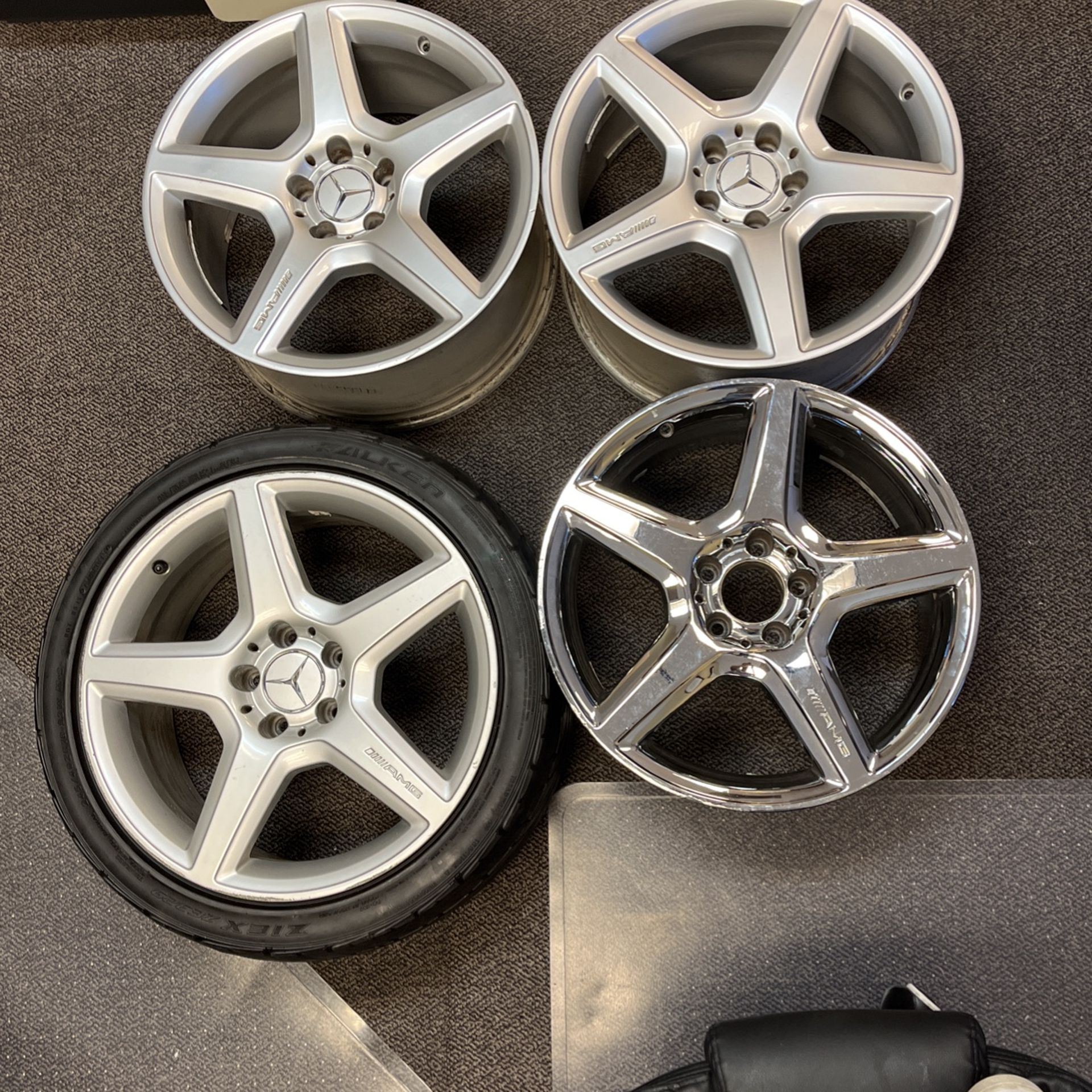 Mercedes Benz Rims AMG for Sale in Placentia, CA - OfferUp