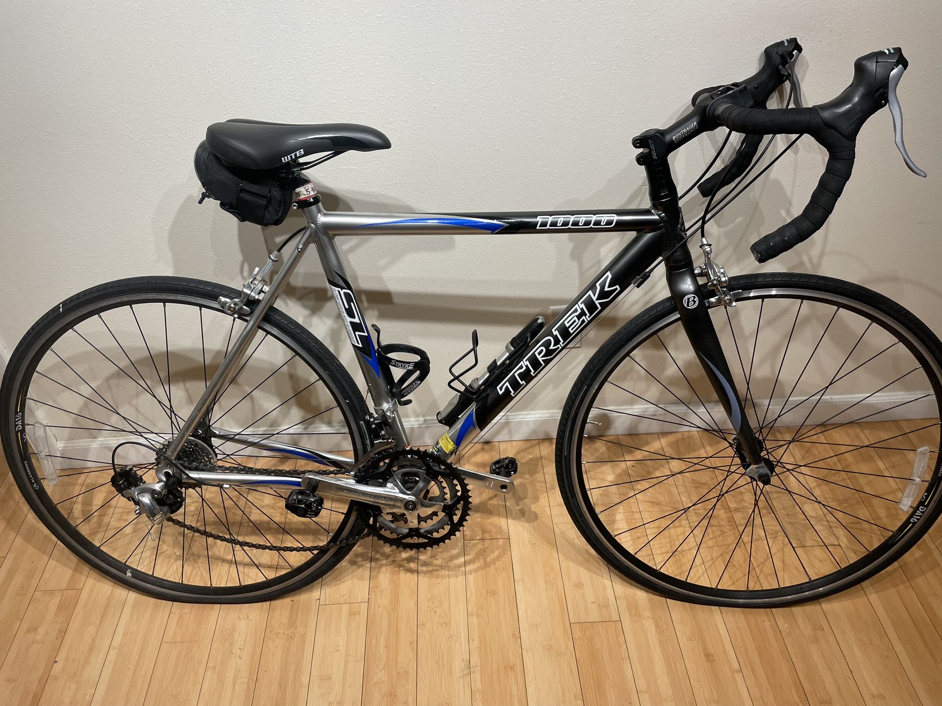 Trek men’s Road Bike for Sale in Seattle, WA - OfferUp