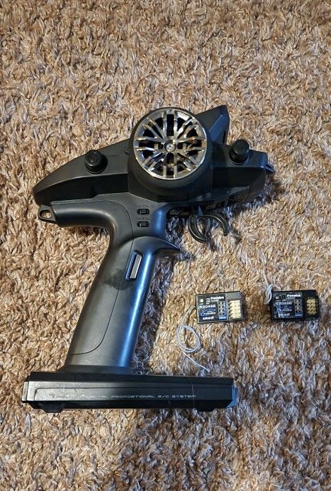 FS - Futaba T4PM Radio And Receiver for Sale in Edgewood, WA - OfferUp