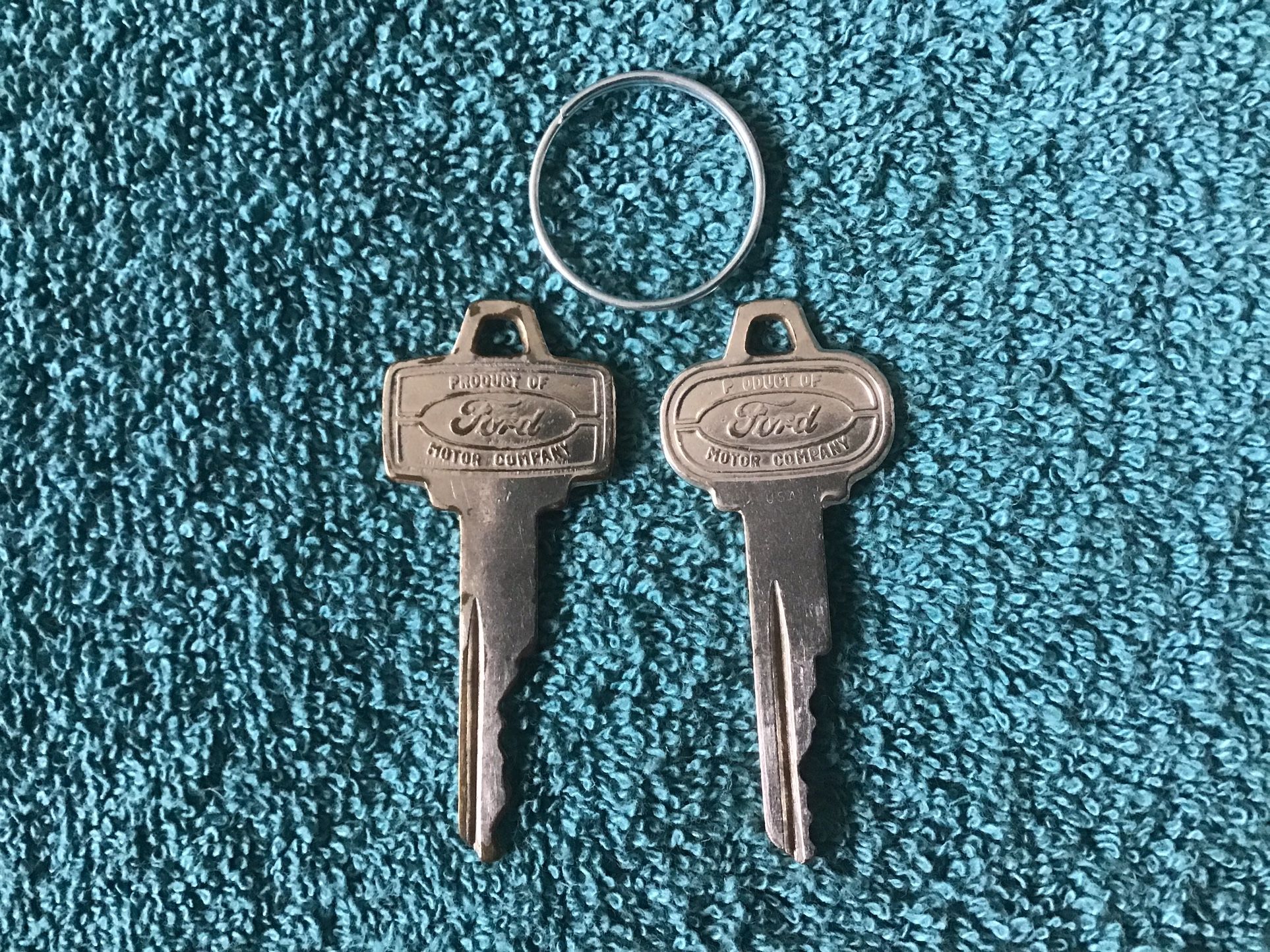 Vintage Original 1966 Ford Mustang Ignition & Trunk Lock Keys for Sale ...