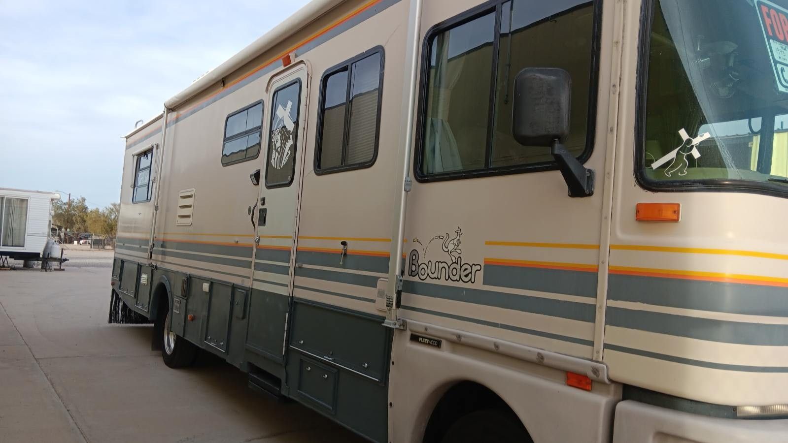 1993 Bounder diesel Bounder for Sale in Quartzsite, AZ - OfferUp