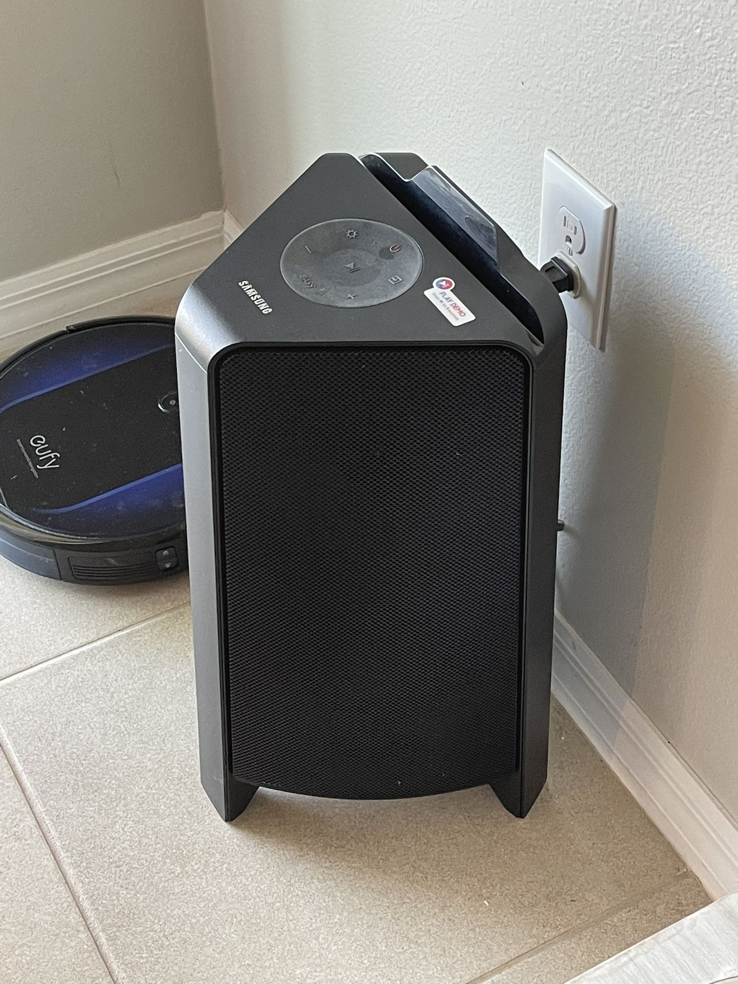 Samsung - High Output Sound Tower for Sale in Fellsmere, FL - OfferUp