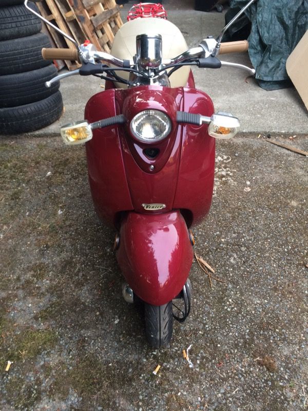 Tng Venice 50cc Scooter