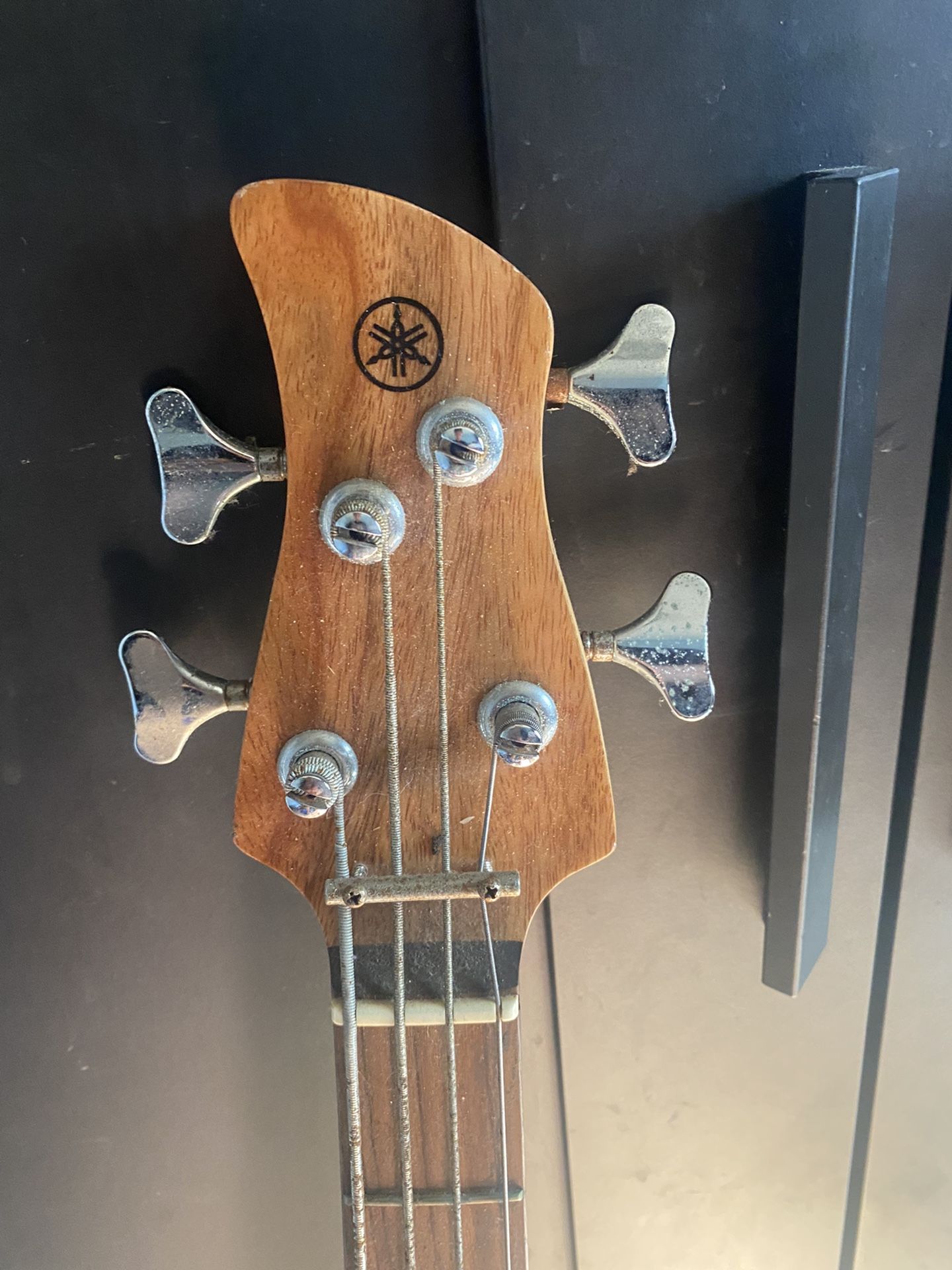 Yamaha base guitar for Sale in El Cajon, CA - OfferUp