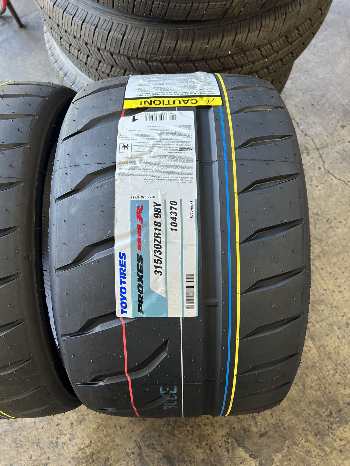 31530ZR18 Toyo Proxes R888R *$315 EACH SPECIAL PRICE* for Sale in ...