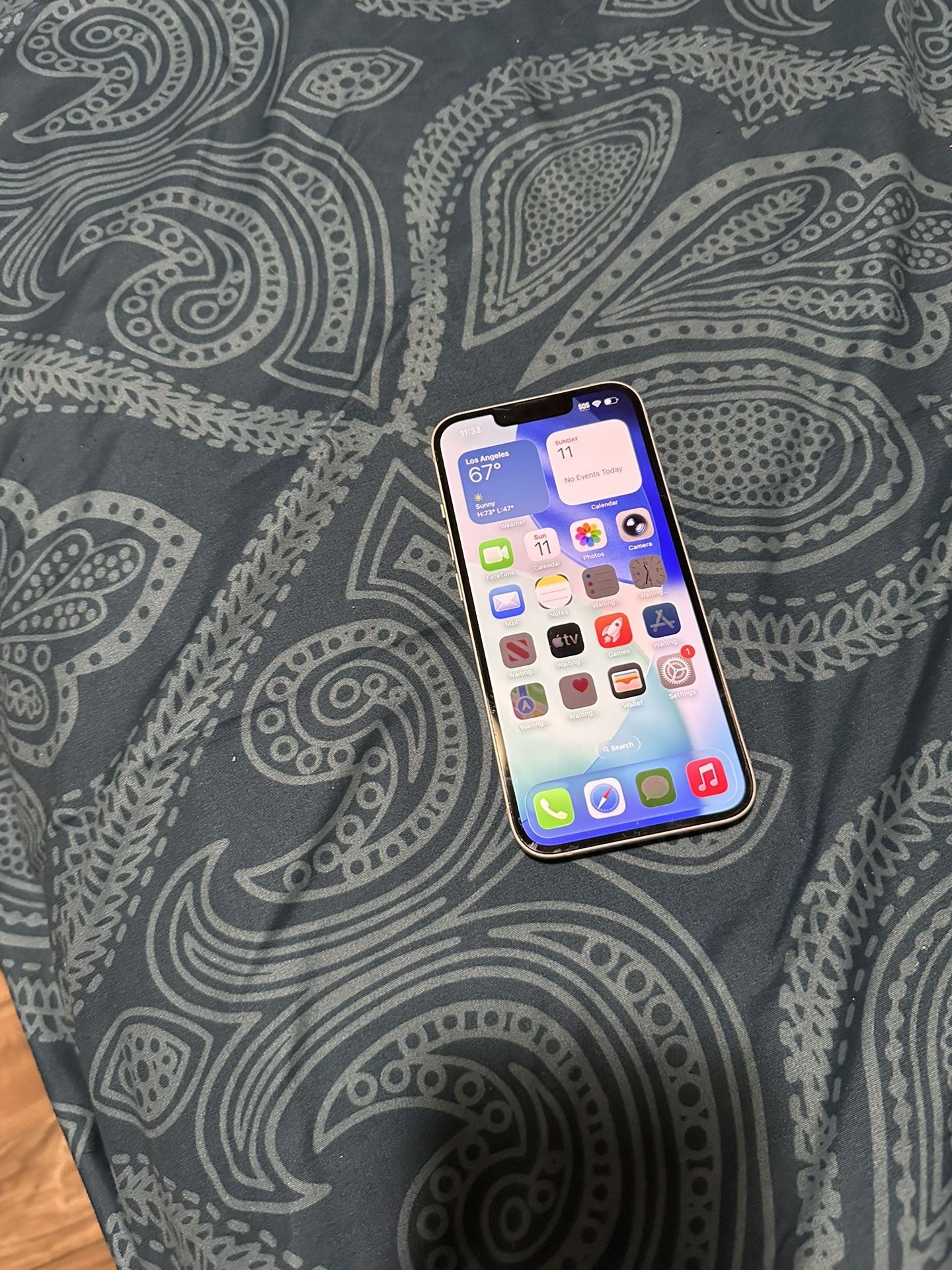 iPhone 13 for Sale in San Bernardino, CA - OfferUp