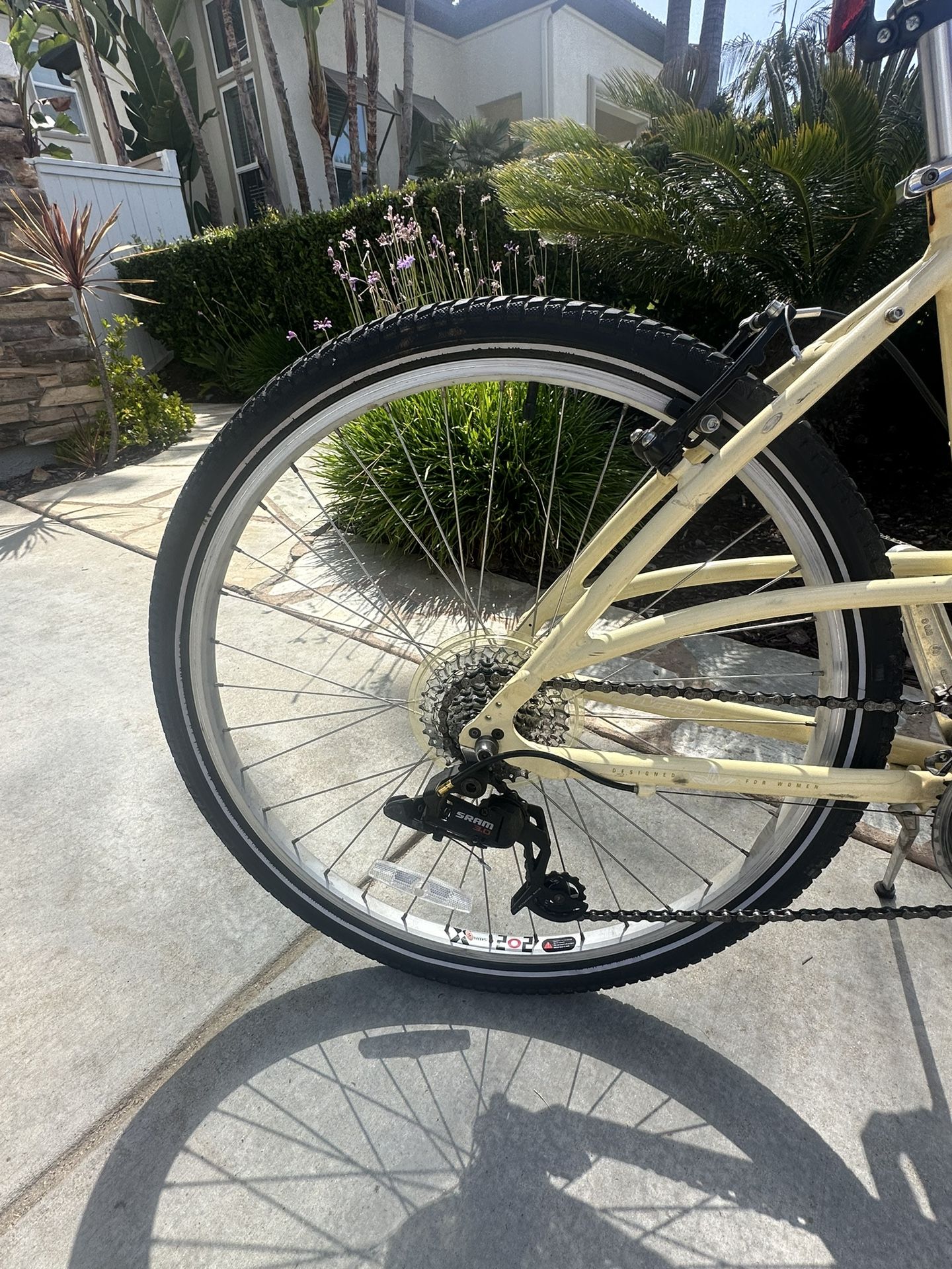 Novara flirt Bicycle for Sale in La Costa, CA - OfferUp
