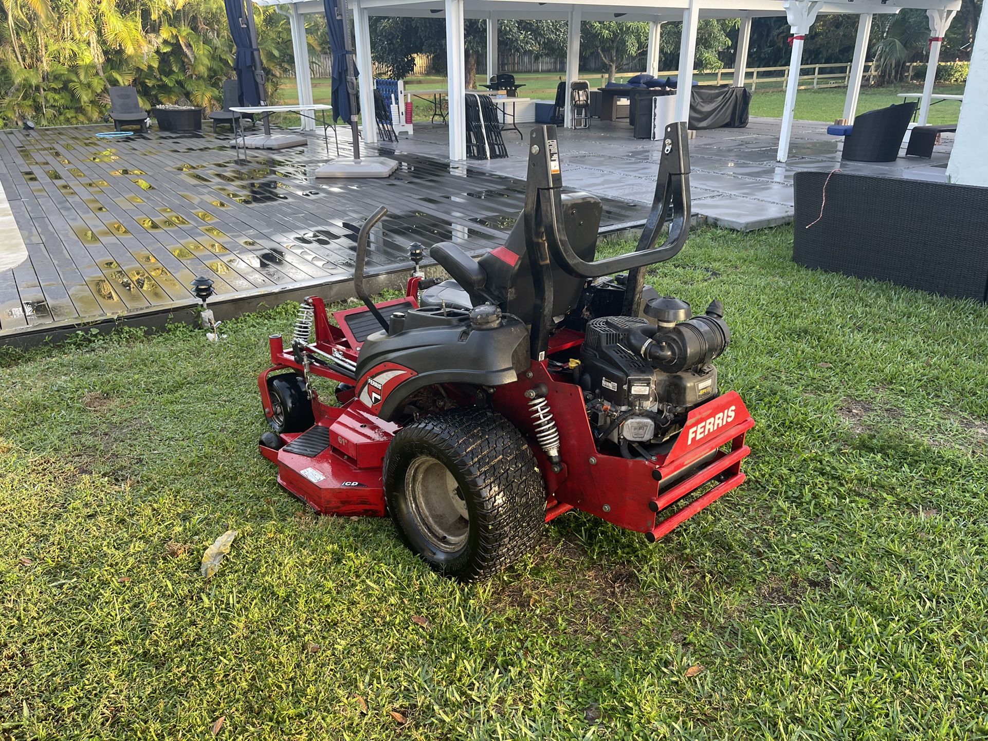 360 Zero Turn Ferris Mower 2100z 61 inch deck for Sale in Pembroke ...