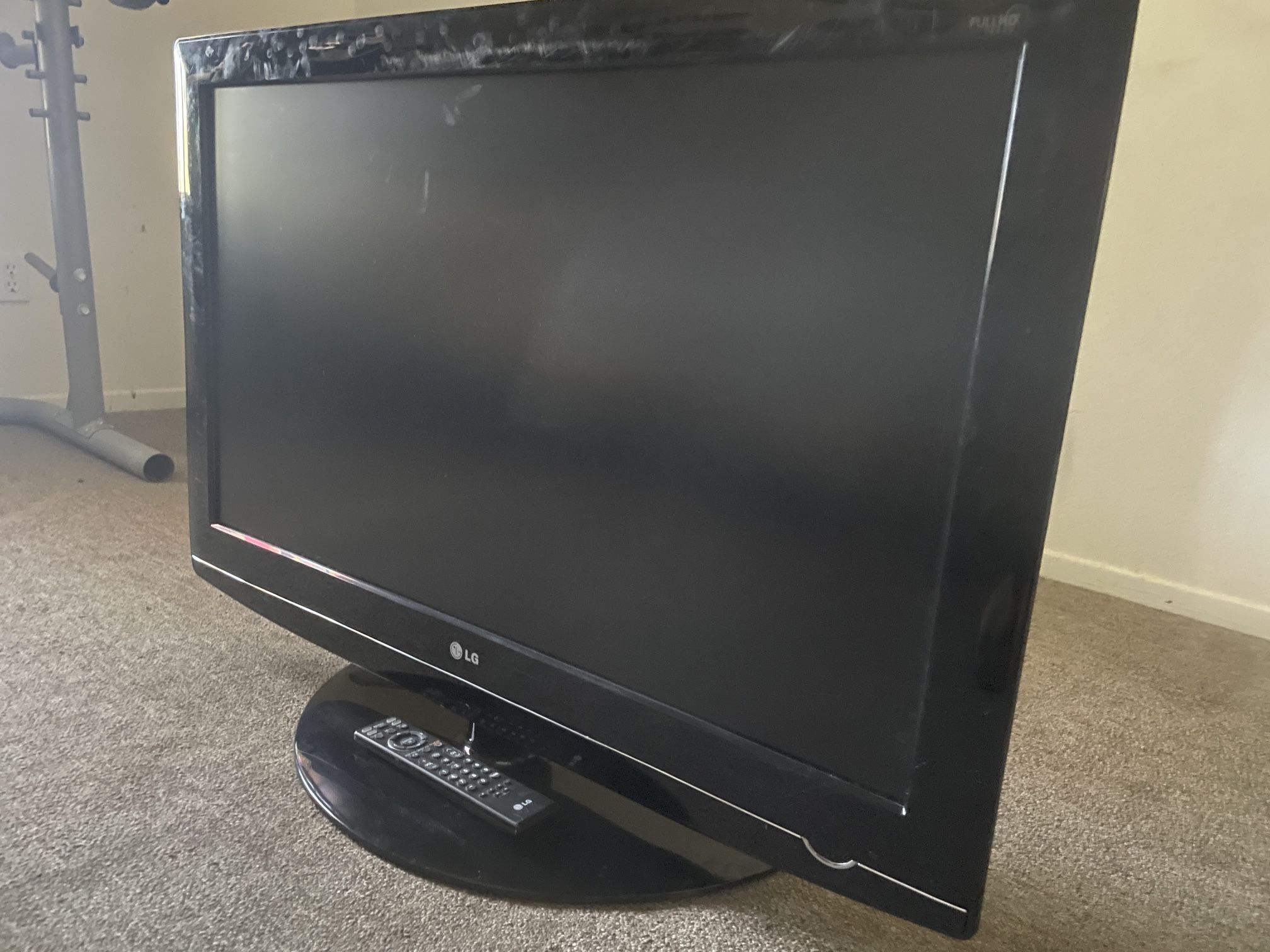 32'' High Definition LG TV 32LH20 With Remote for Sale in Desert Hot ...