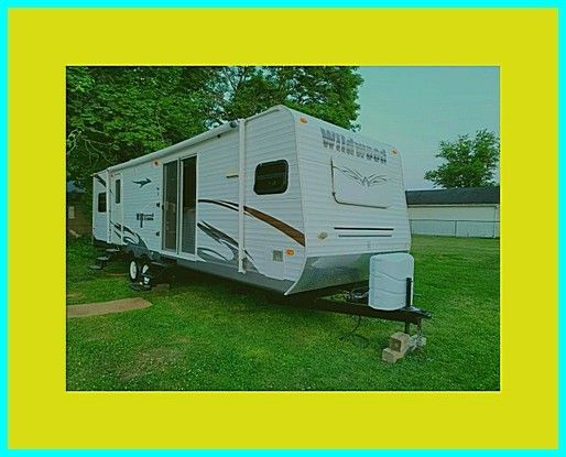 Forest River Pontoon Boats For Sale - ZeBoats