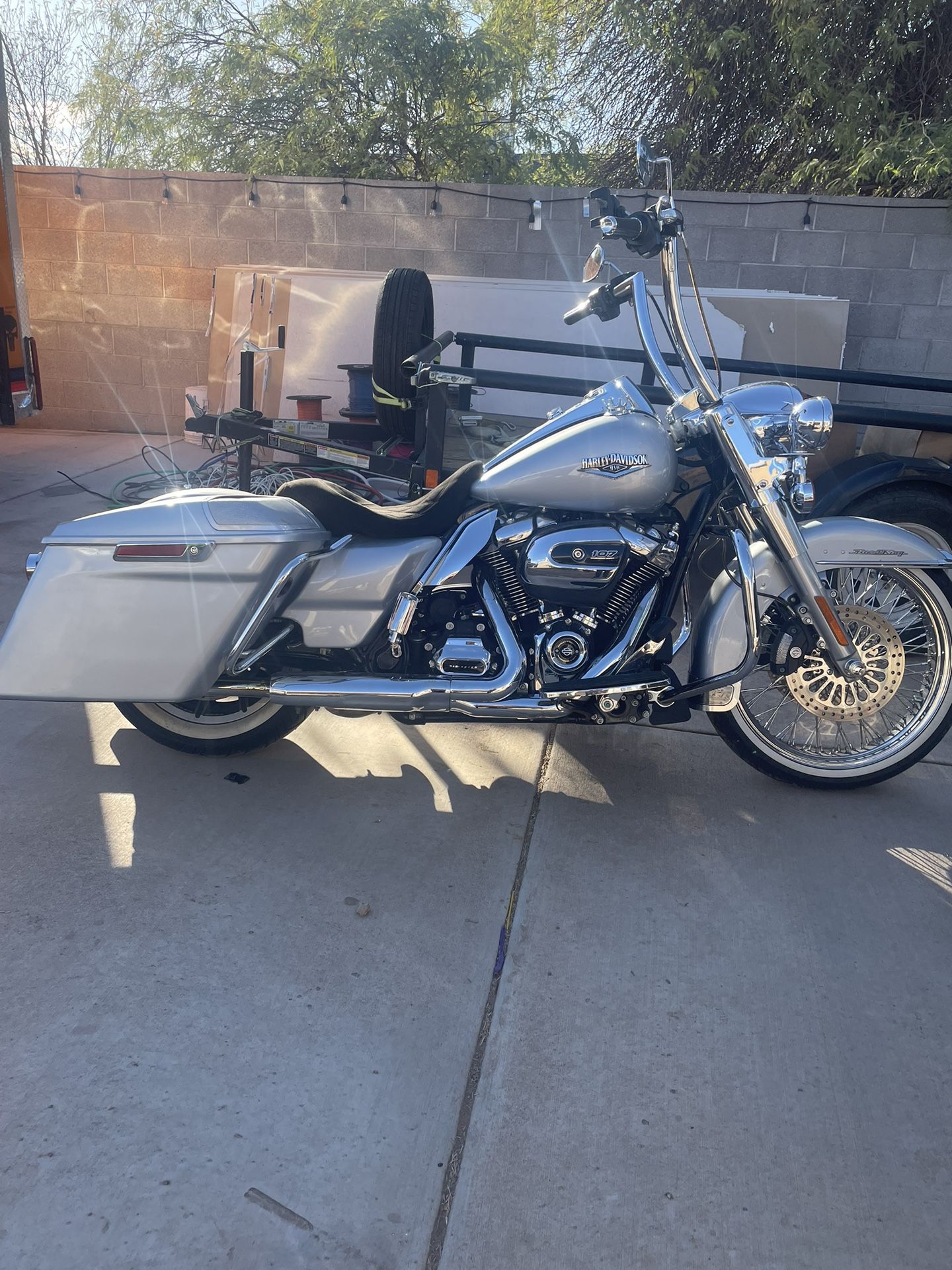 2019 Harley Davidson Roadking for Sale in Phoenix, AZ - OfferUp