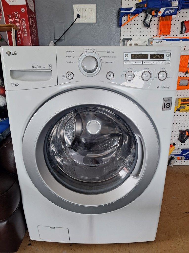 LG Washing Machine, needs to be repaired. for Sale in Port St. Lucie ...