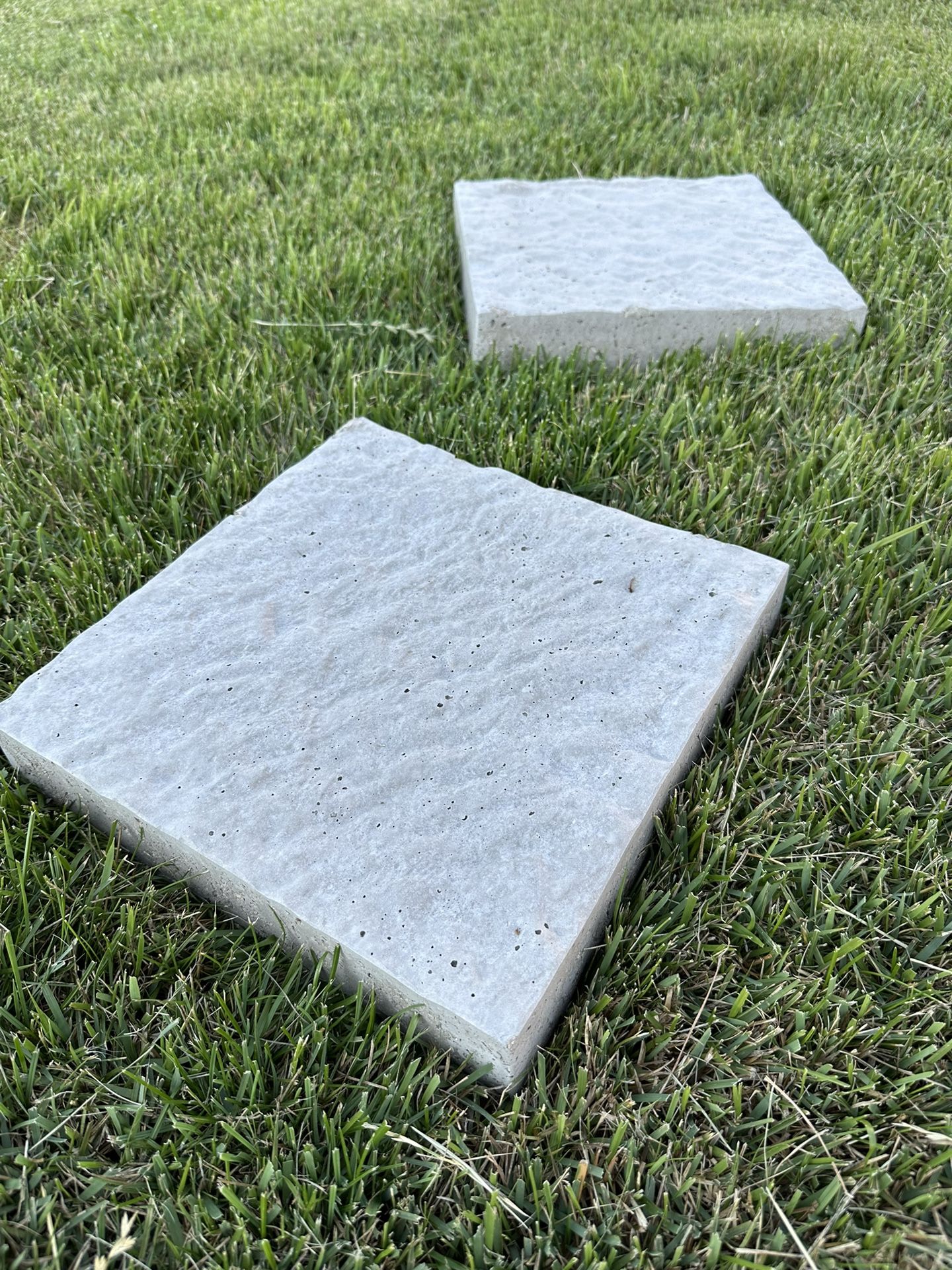 Concrete Paver Blocks, Wall Caps, Stone Veneer for Sale in Des Plaines ...