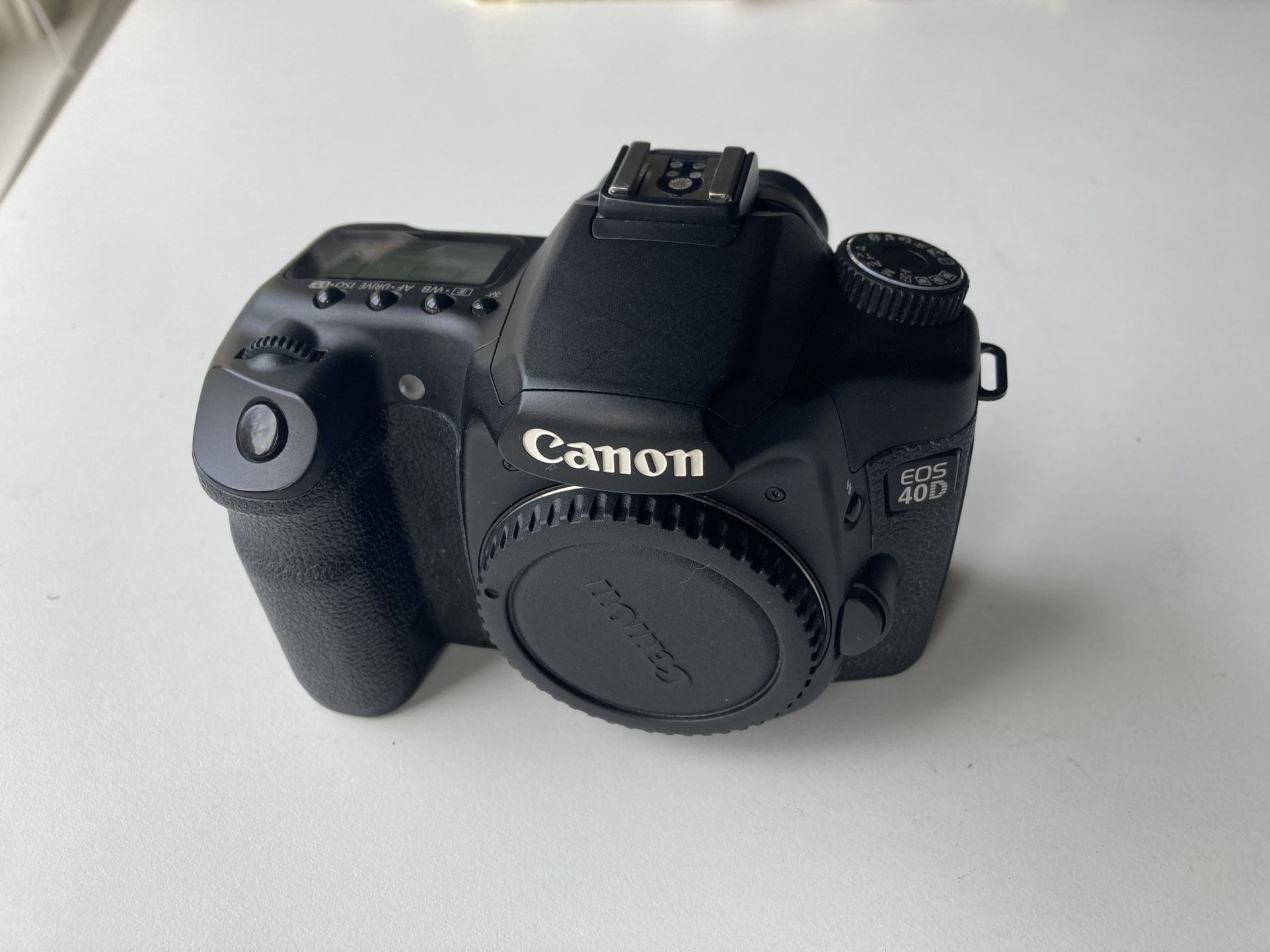Canon D40 Camera Body for Sale in Seattle, WA - OfferUp