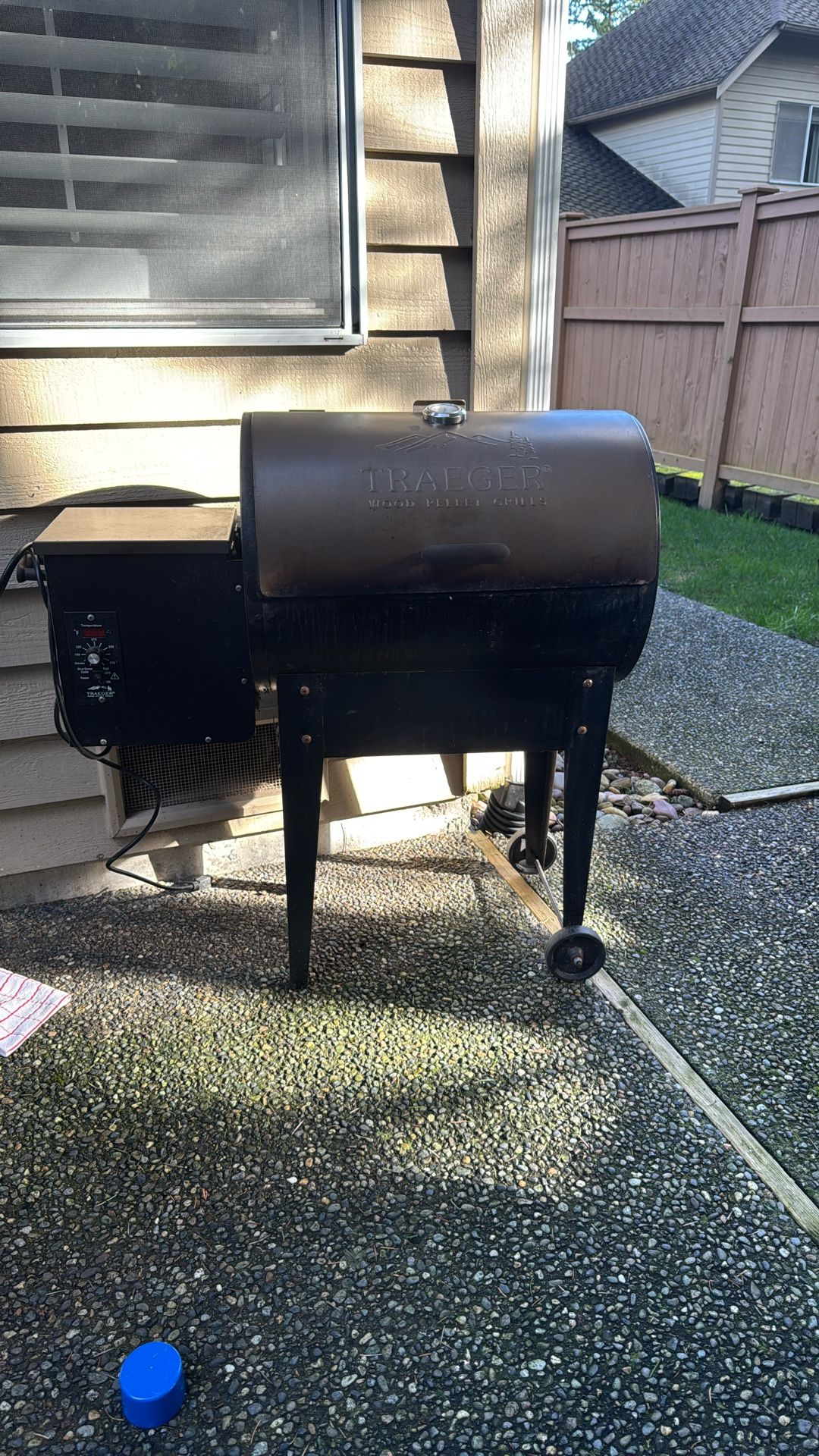Traeger Smoker for Sale in Issaquah, WA - OfferUp