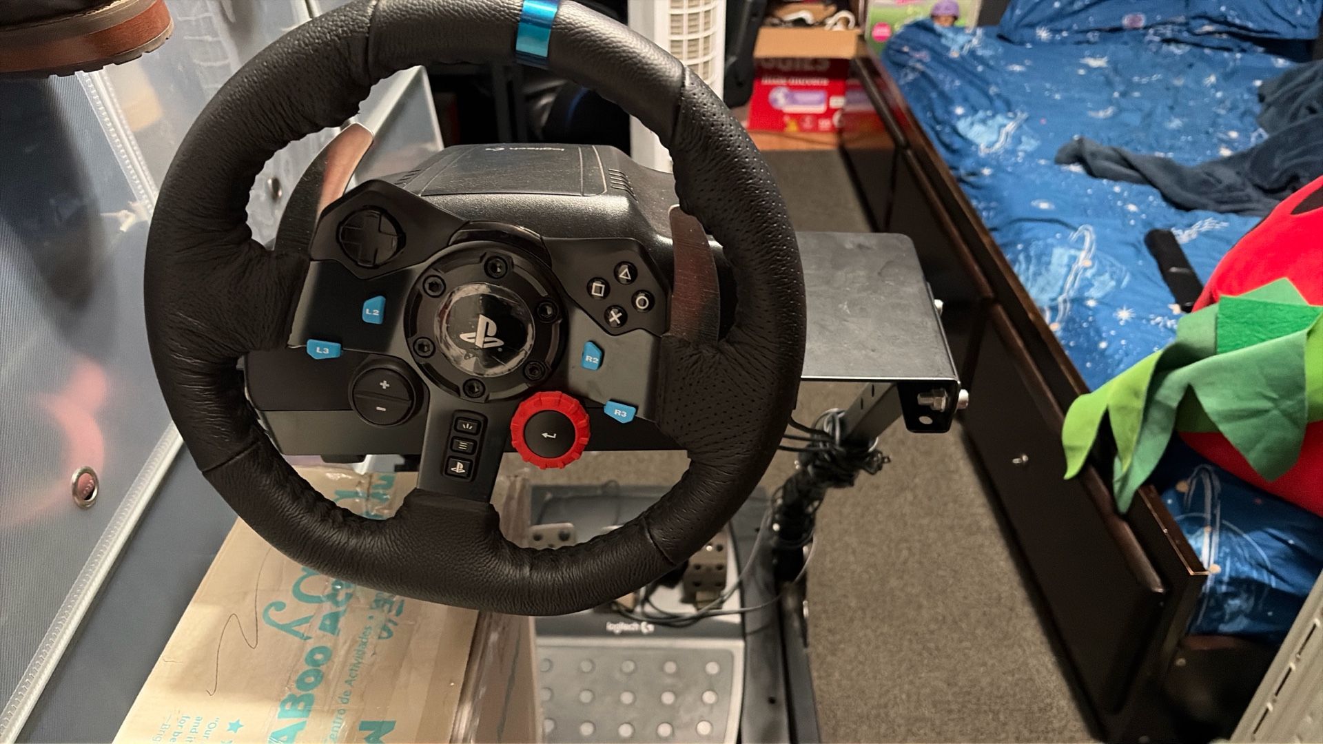 Logitech G29 Driving Force Racing Gaming Wheel for Sale in Bloomington ...