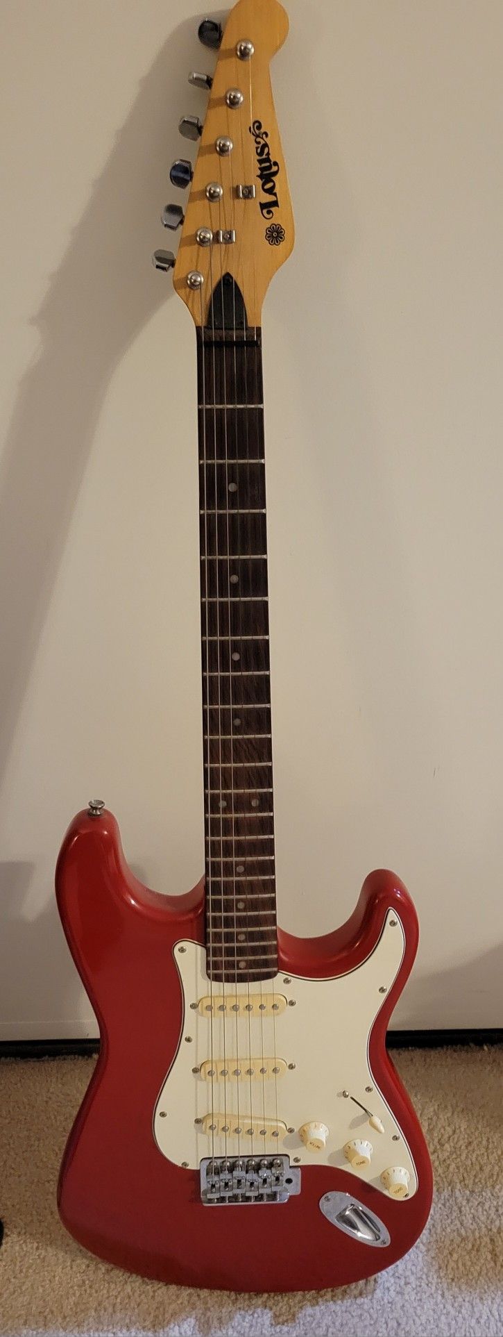 70's LOTUS MIJ STRAT-STYLE GUITAR, MINT for Sale in Las Vegas, NV - OfferUp