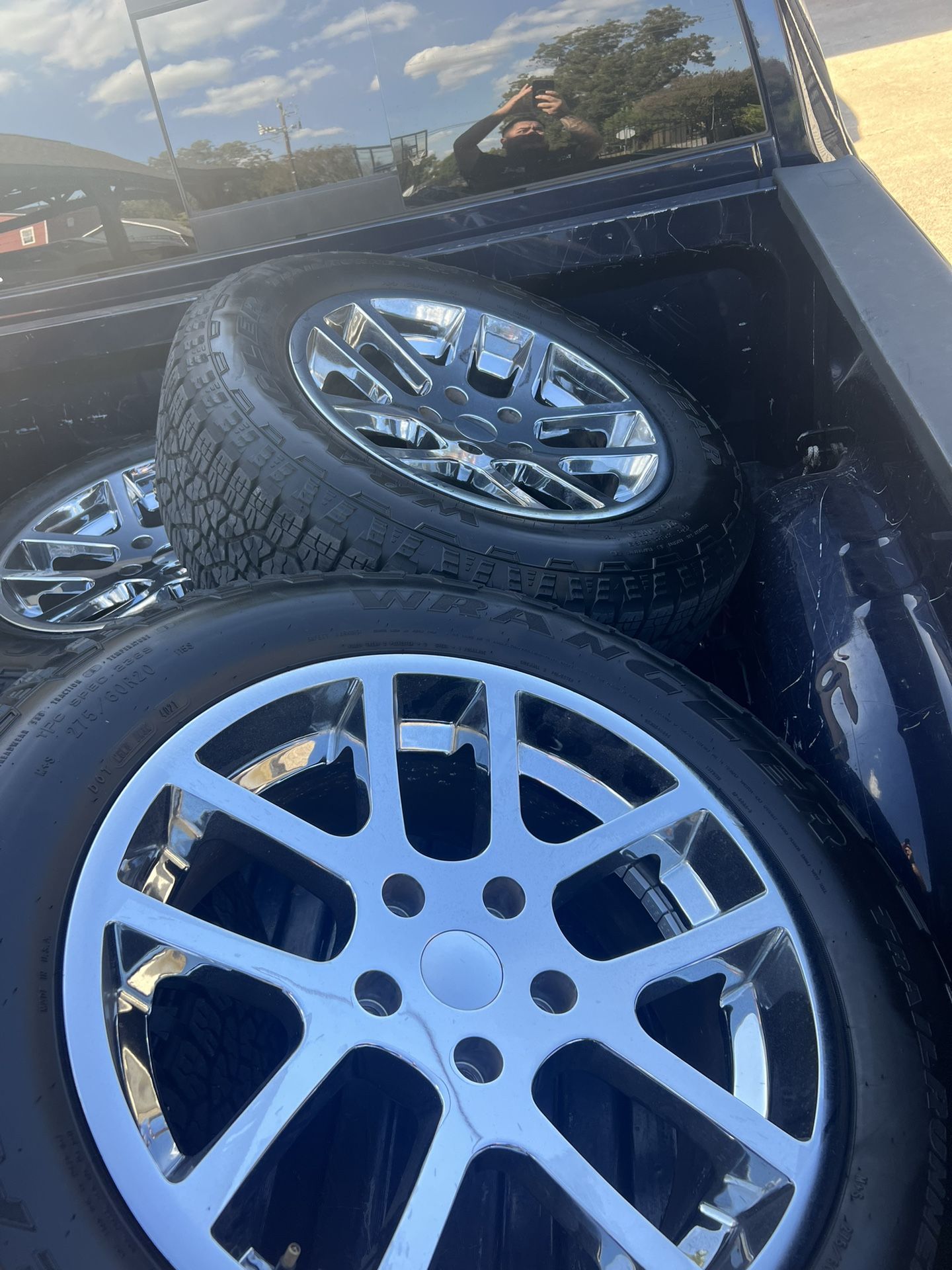 5 lug wheels for Sale in Houston, TX - OfferUp