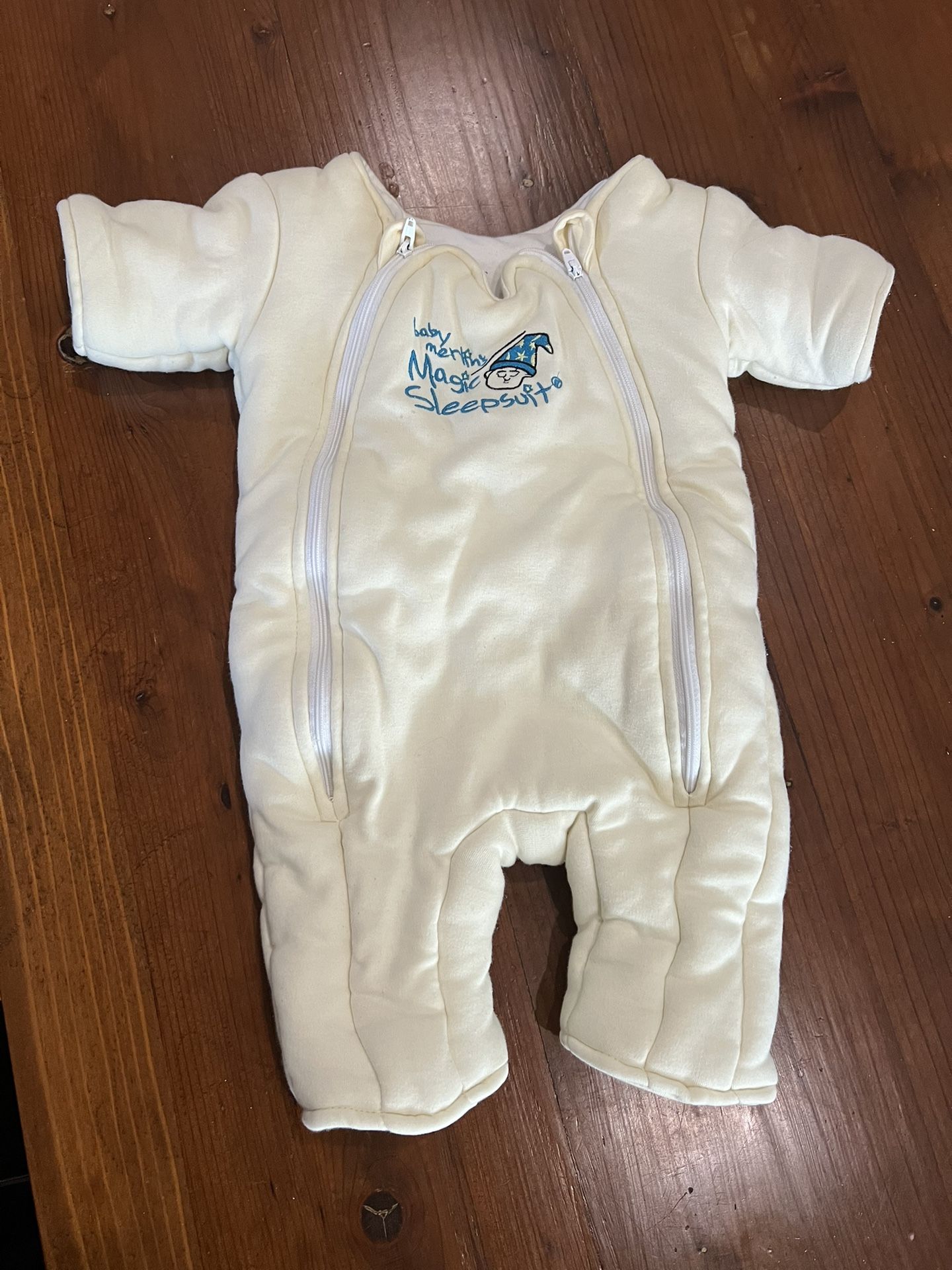 Merlin Sleep Suit Size Small Baby Merlin’s Magic Sleepsuit for Sale in ...