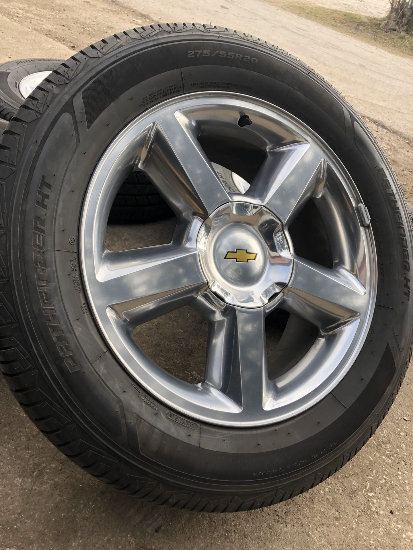 20” Chevy LTZ Factory Rims And Tires 6x5.5 Bolt pattern Wheels 20s 20 Rines y llantas Chevrolet ...