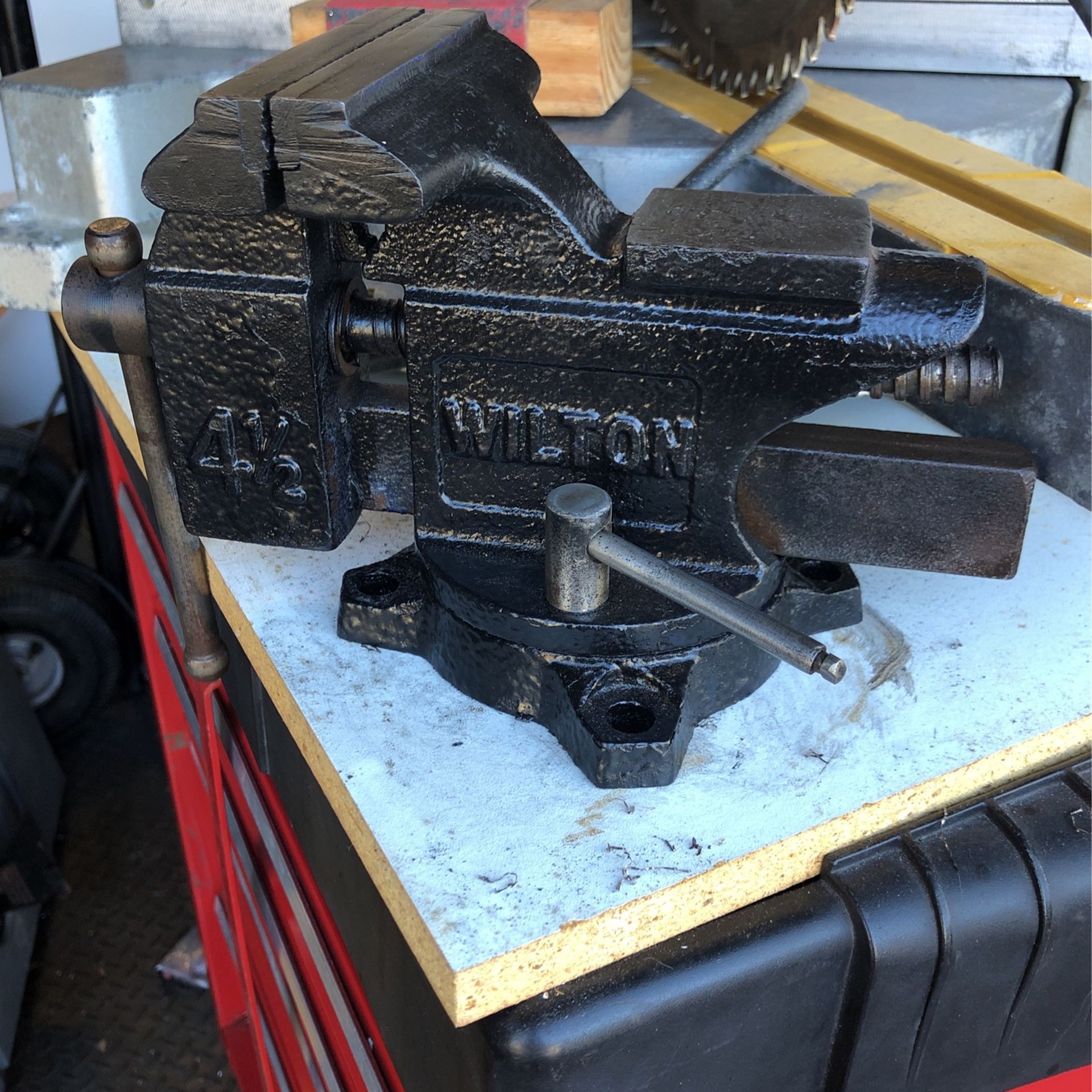 Wilton 4 1/2 Vice for Sale in Port St. Lucie, FL - OfferUp