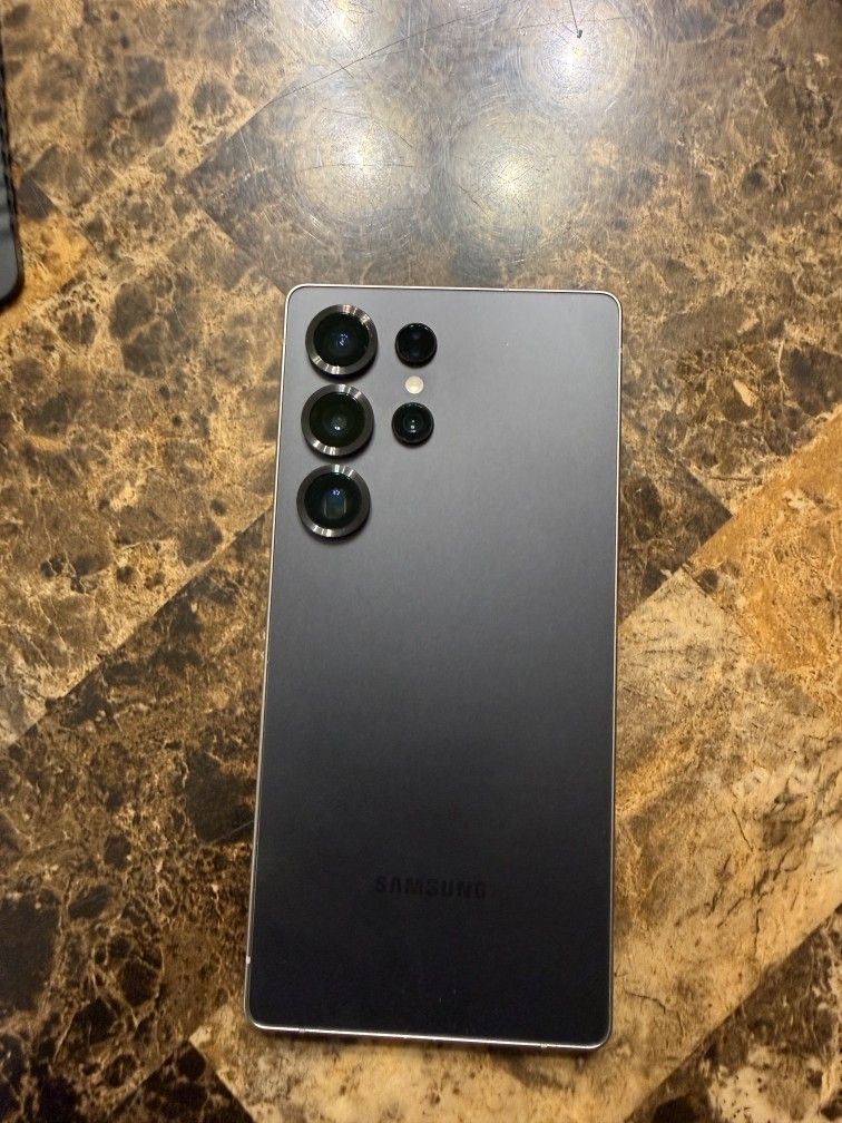 SAMSUNG GALAXY S25 Ultra for Sale in Aurora, IL - OfferUp
