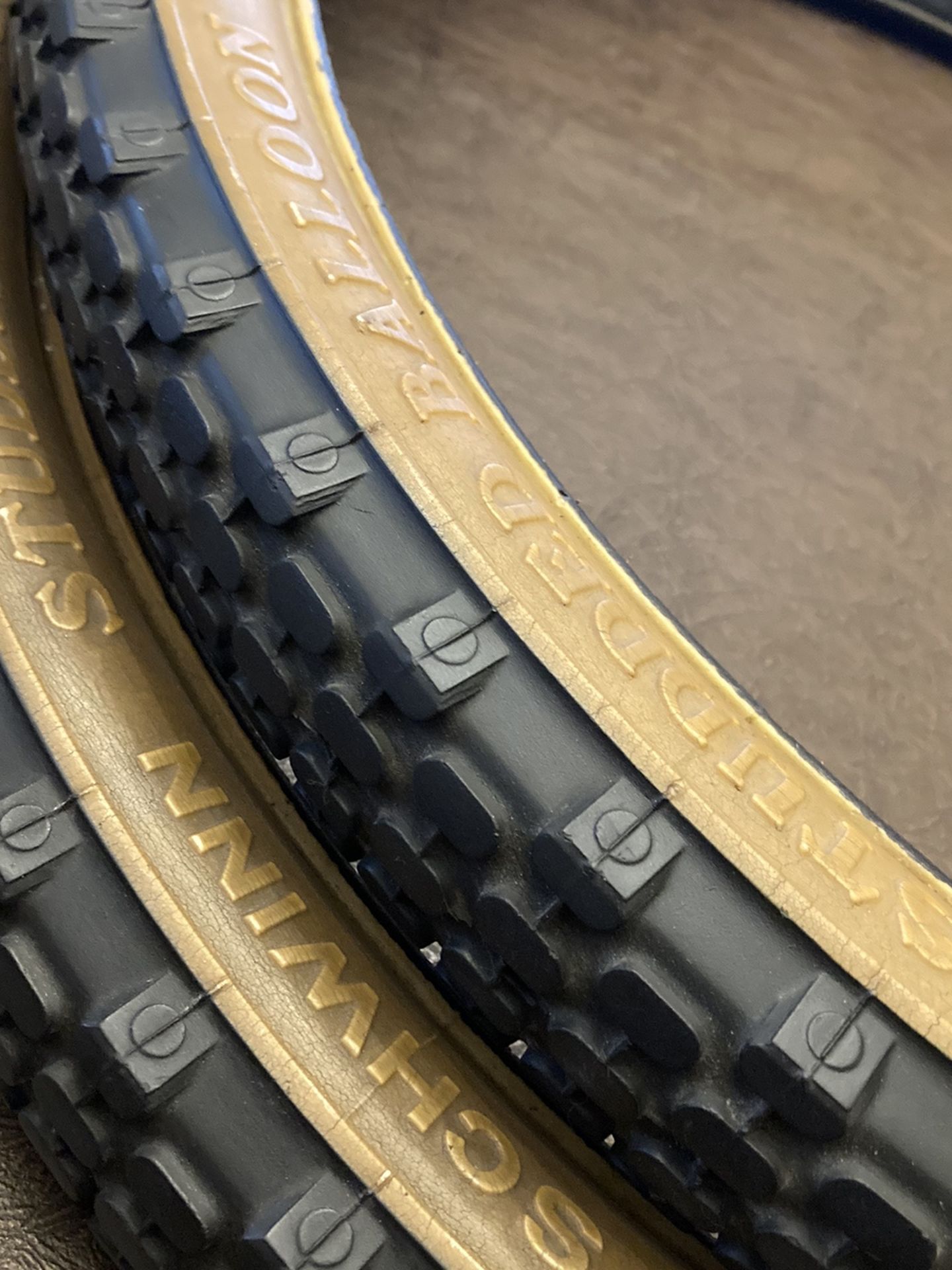 Schwinn Studded Balloon Tires | atelier-yuwa.ciao.jp