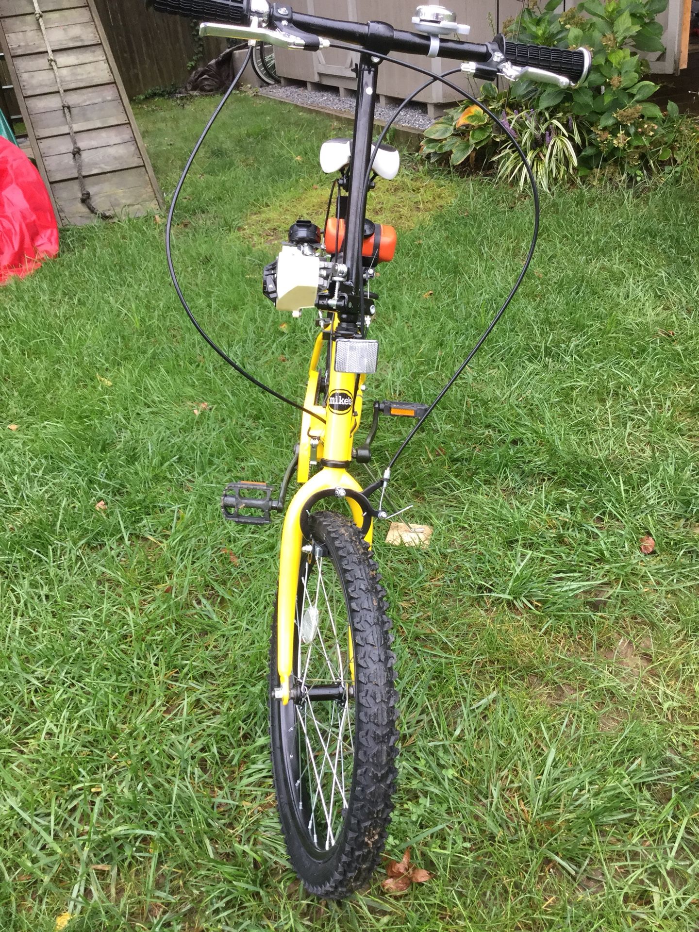 20” Mikes Hard Lemonade Motorized folding bicycle for Sale in Haddon Heights, NJ - OfferUp