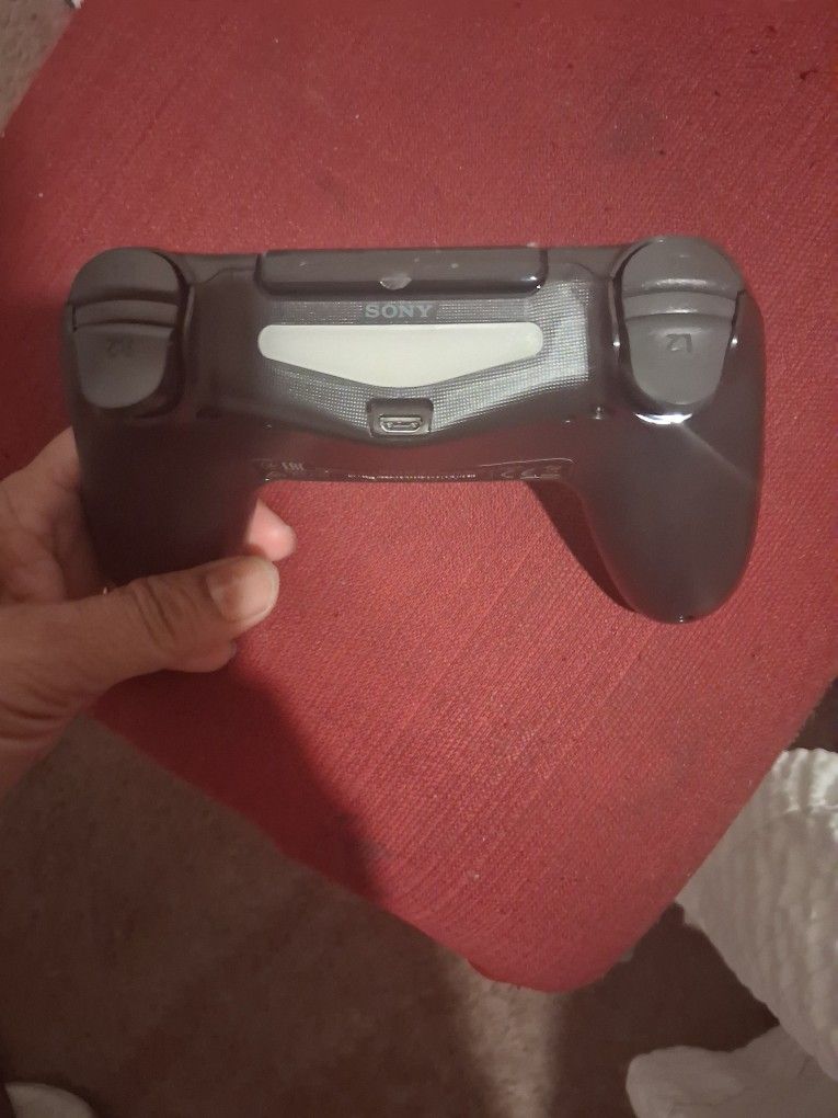 Playstation 4 Dualshock Wireless Remotes (BRAND NEW)