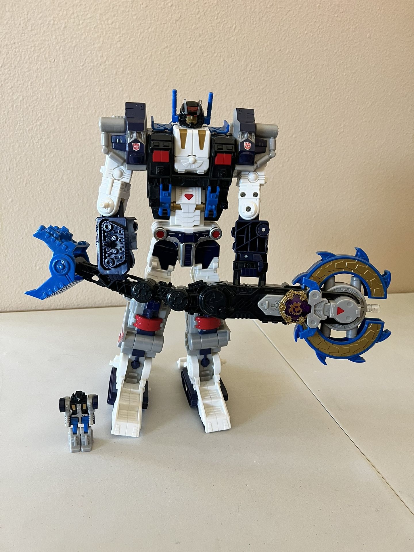 Transformers Cybertron Metroplex