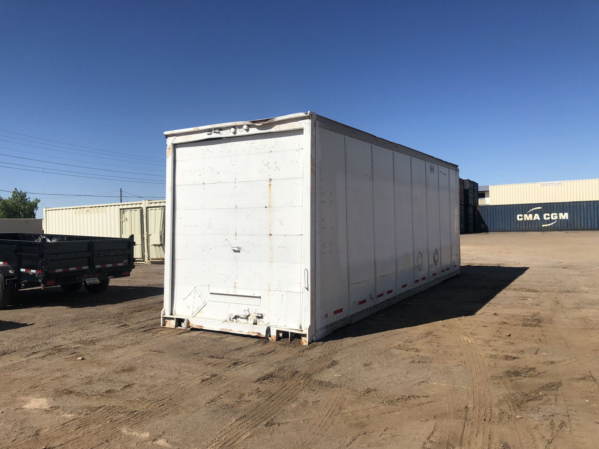 LOCAL 8’6” extra wide x 28’ long x 10’ tall High Cube truck box cargo ...