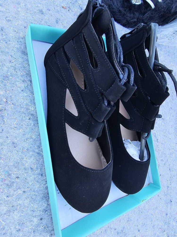 Girls Size 12 Black Cute Shoes- New In Box for Sale in Lake Elsinore ...