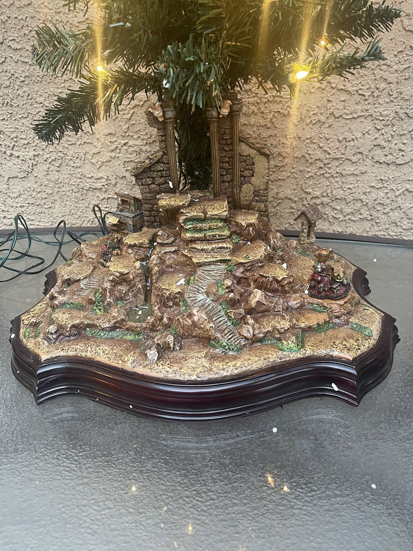 Hawthorne Village Nativity Christmas Tree