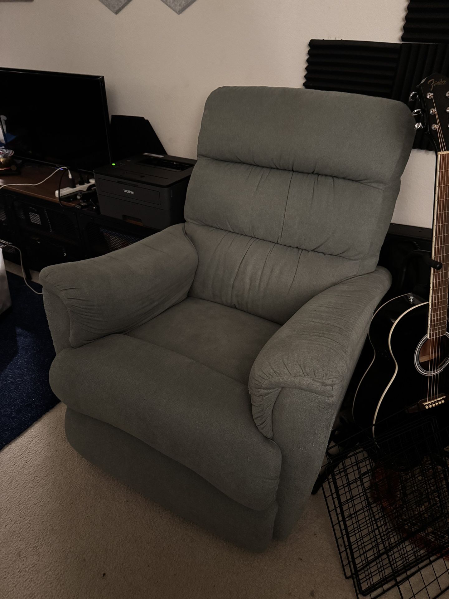 Green/Grey LaZBoy Power Lift Recliner Chair for Sale in Burbank, CA ...