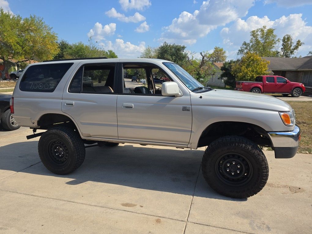 1996 Toyota 4runner for Sale in San Antonio, TX - OfferUp