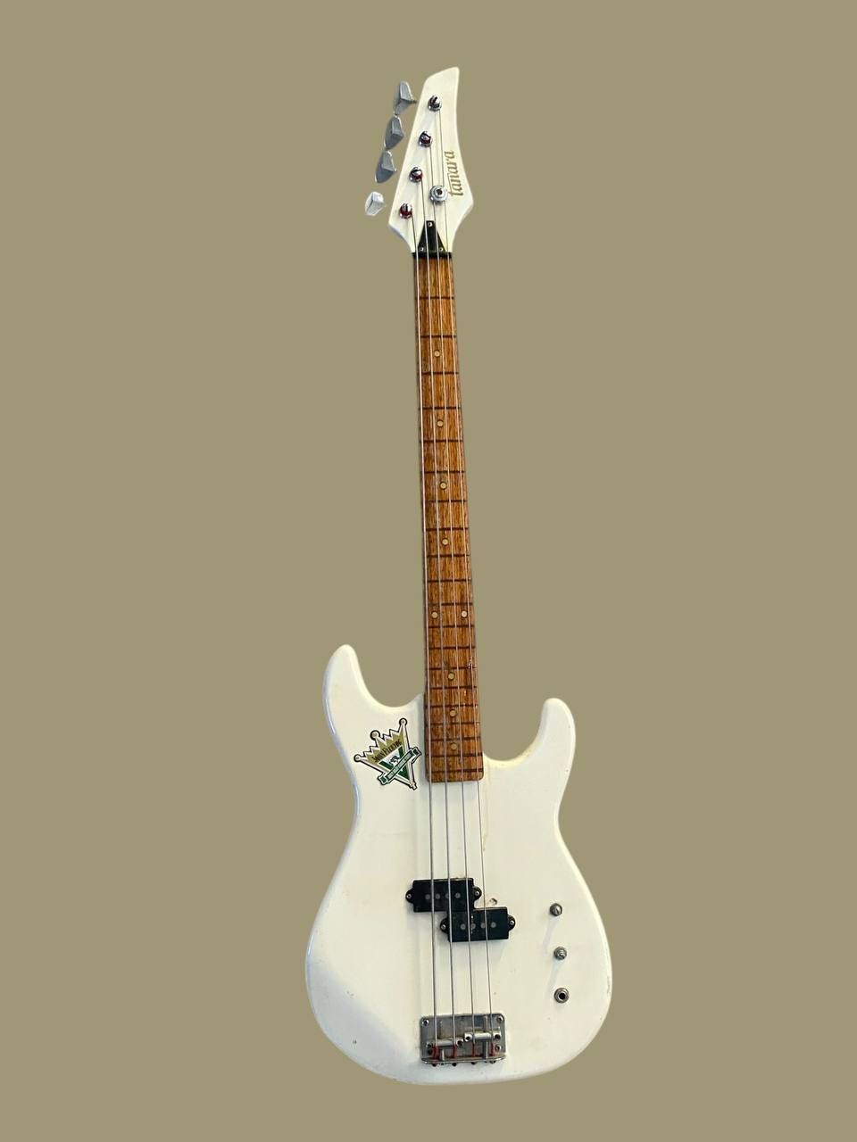 Vintage Tanara 4-String Electric Bass Guitar - White - For Parts or ...