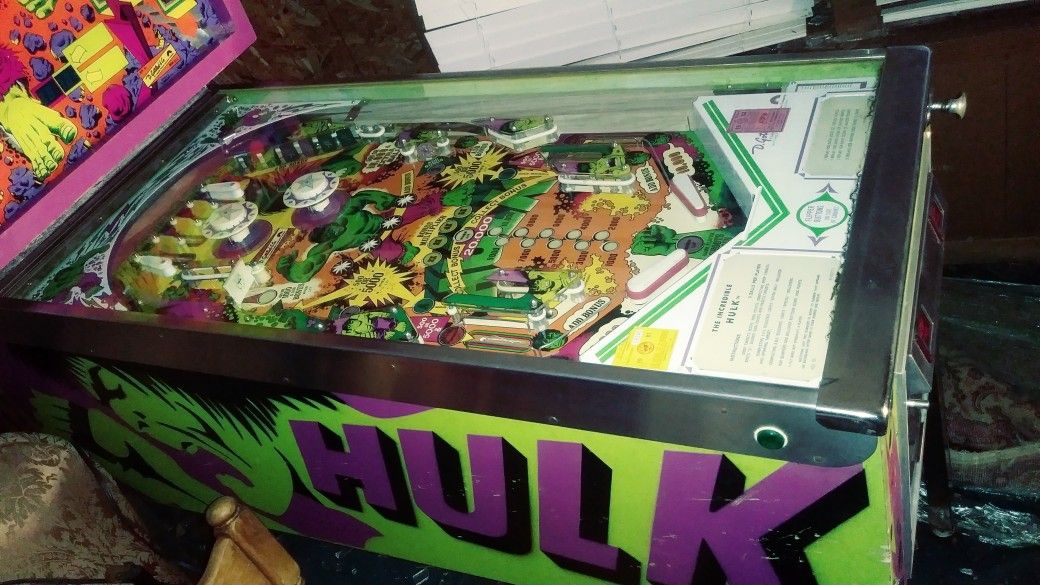 Vintage Incredible Hulk pinball machine from the 80s for Sale in Dallas ...