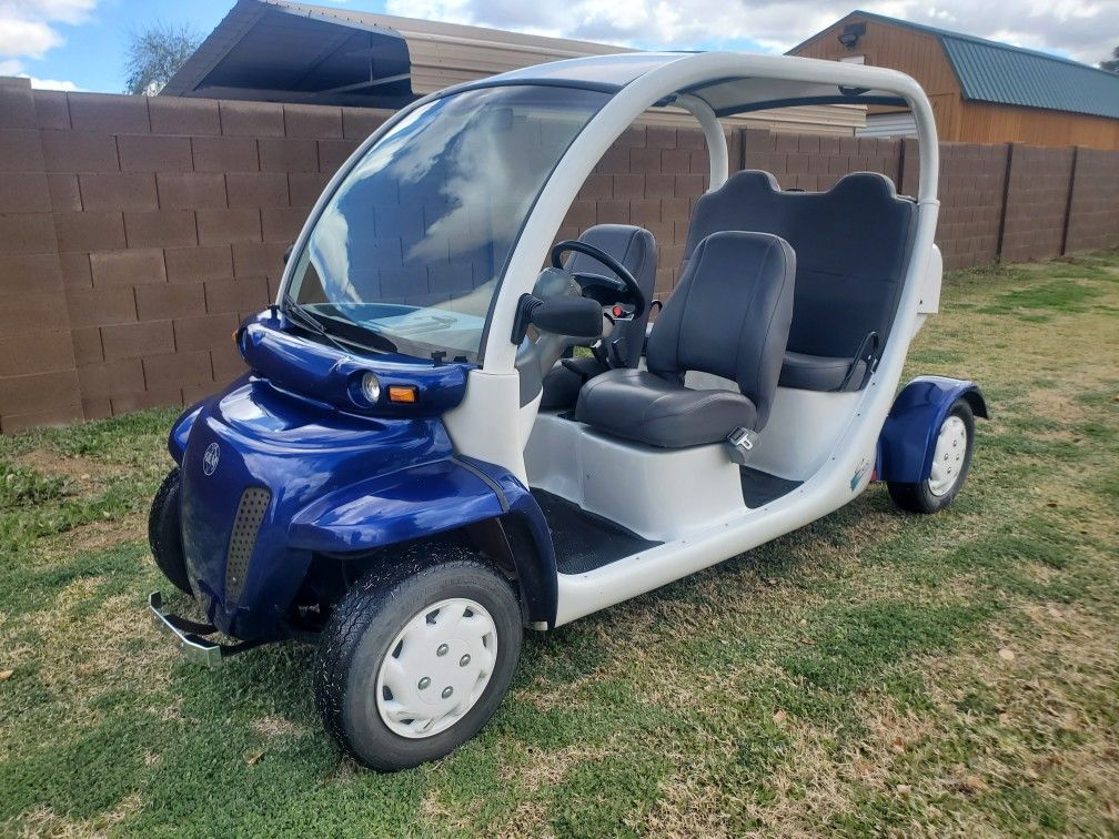 2000 GEM Car E825 4 seat golf cart electric vehicle EV for Sale in ...