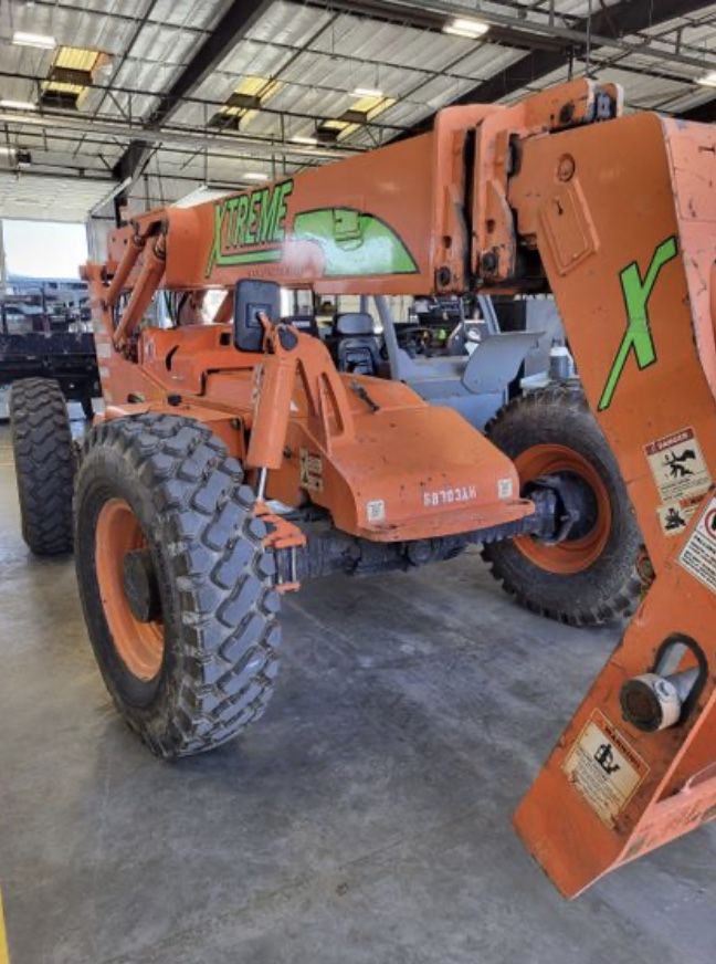 2007 Xtreme XRM842 8,000 # 8K pound Reach Forklift - Telehandler for ...