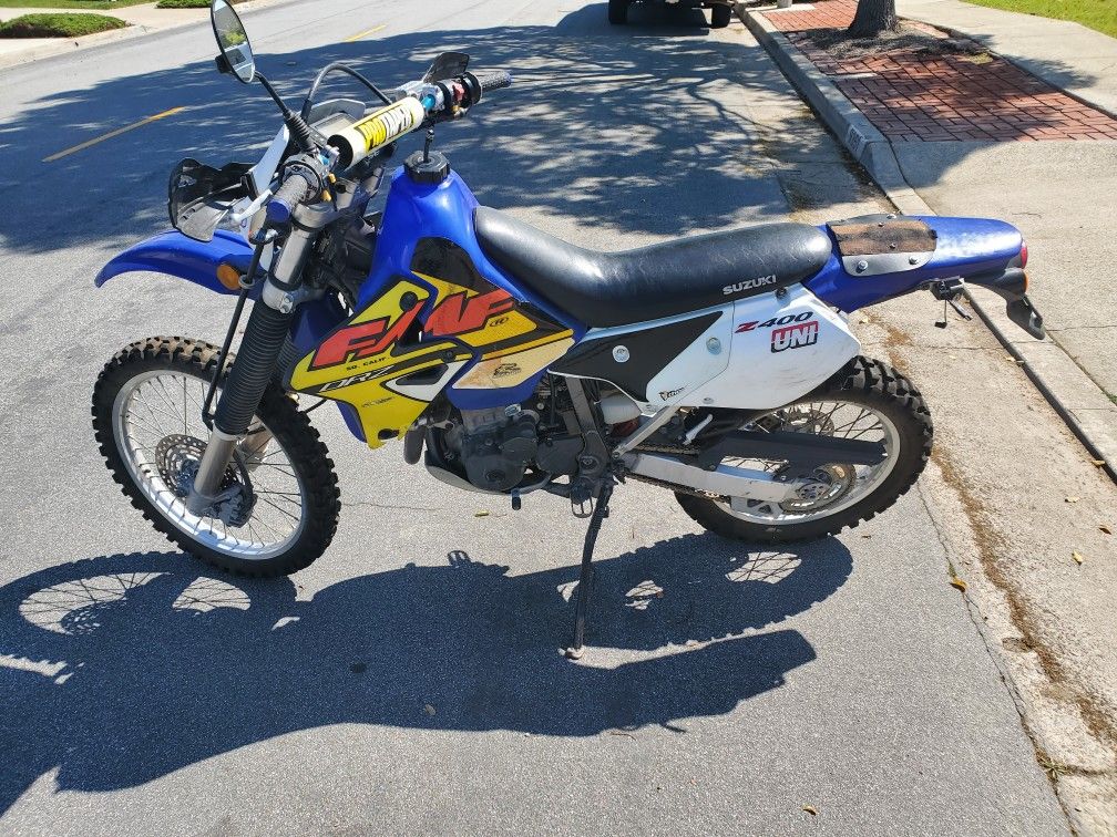 2001 Suzuki Drz 400s for Sale in Cypress, CA - OfferUp