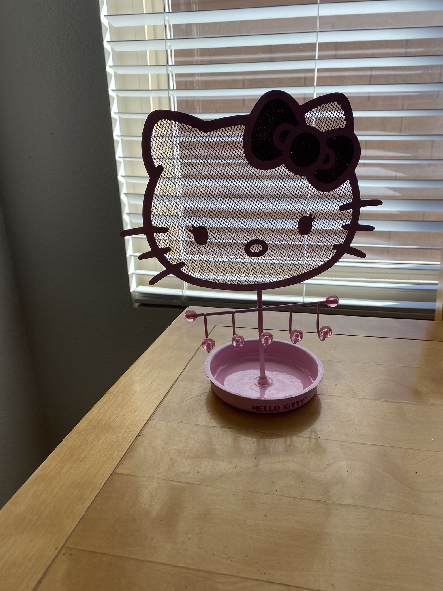 Hello Kitty Jewelry stand for Sale in Glendale AZ OfferUp