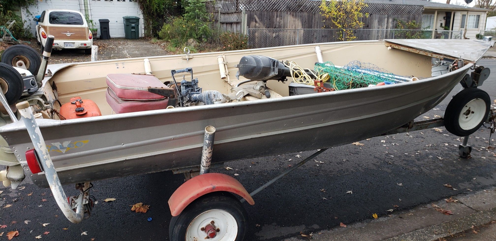 Valco 14 ft. Aluminum fishing boat for Sale in Santa Rosa, CA - OfferUp