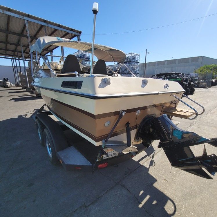 21ft Cuddy Cabin Sunray Boat Pleasure for Sale in Compton, CA - OfferUp