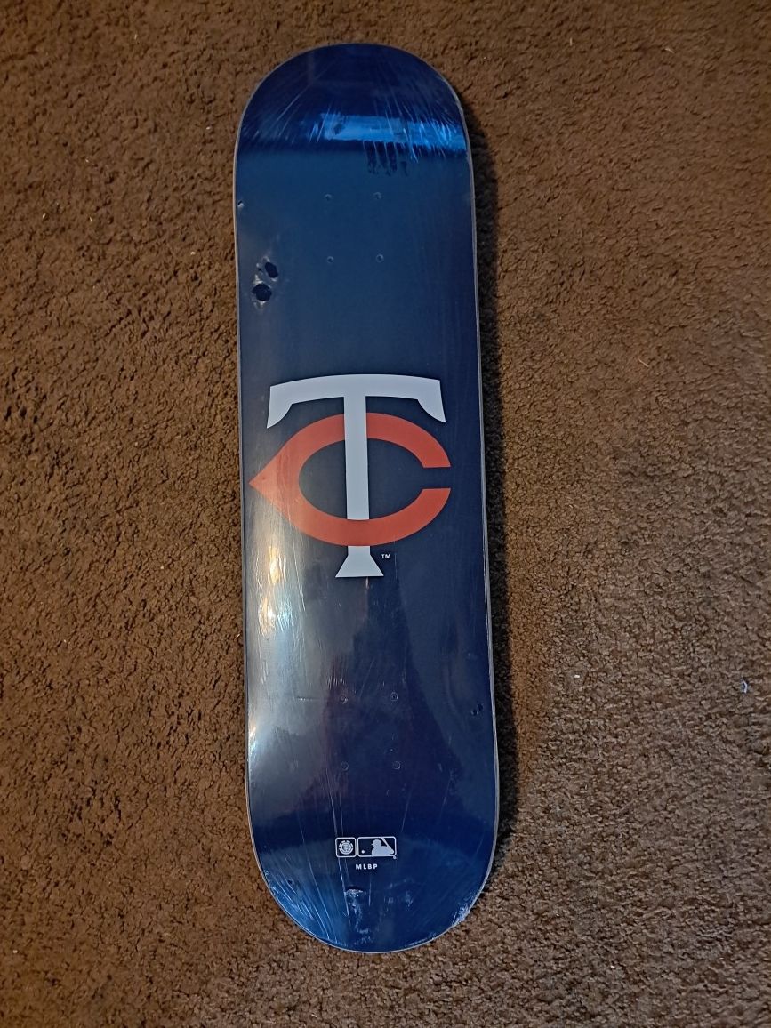 ELEMENT SKATEBOARDS MLB BASEBALL SERIES THE MINNESOTA TWINS LOGO ...